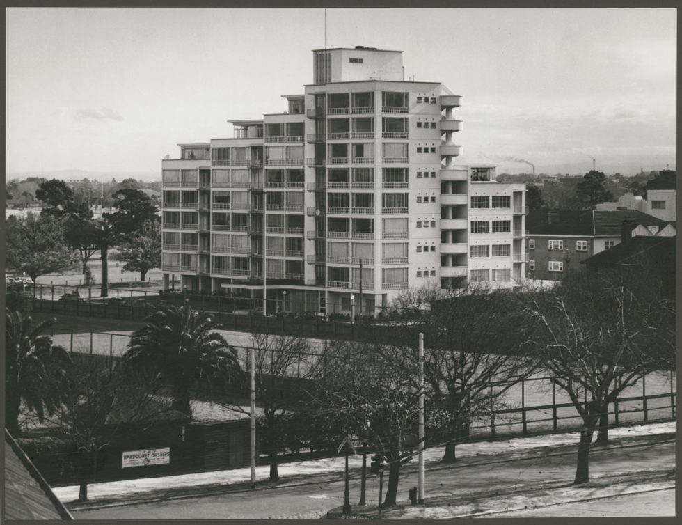 Stanhill: A Modern apartment for Melbourne - Open JournalOpen Journal